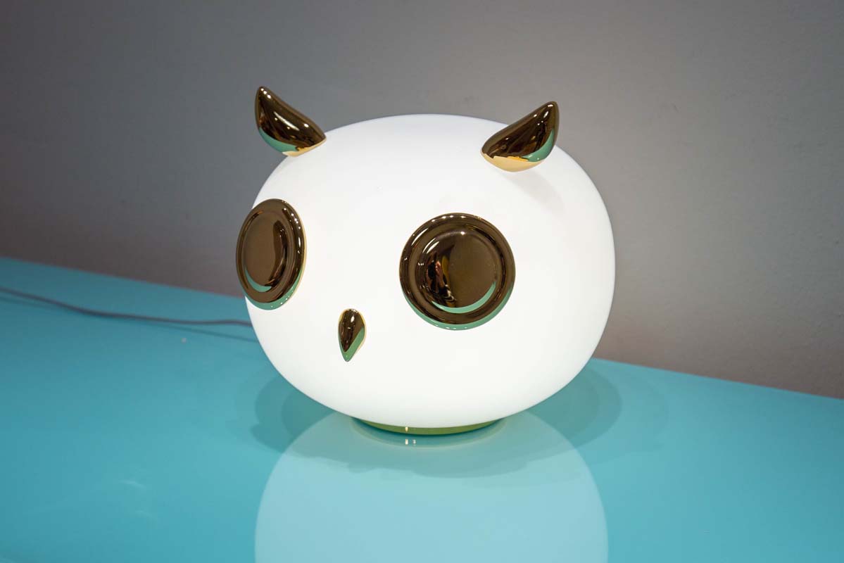 Ausstellungsstück: Moooi Tischleuchte Pet Light Uhuh (Eule) im Sale | Cramer Möbel Design