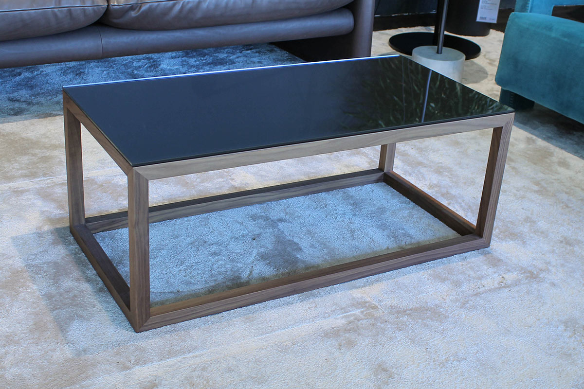 Ausstellungsstück: Cassina Couchtisch 261 Note mit Spiegelglas im Sale ...